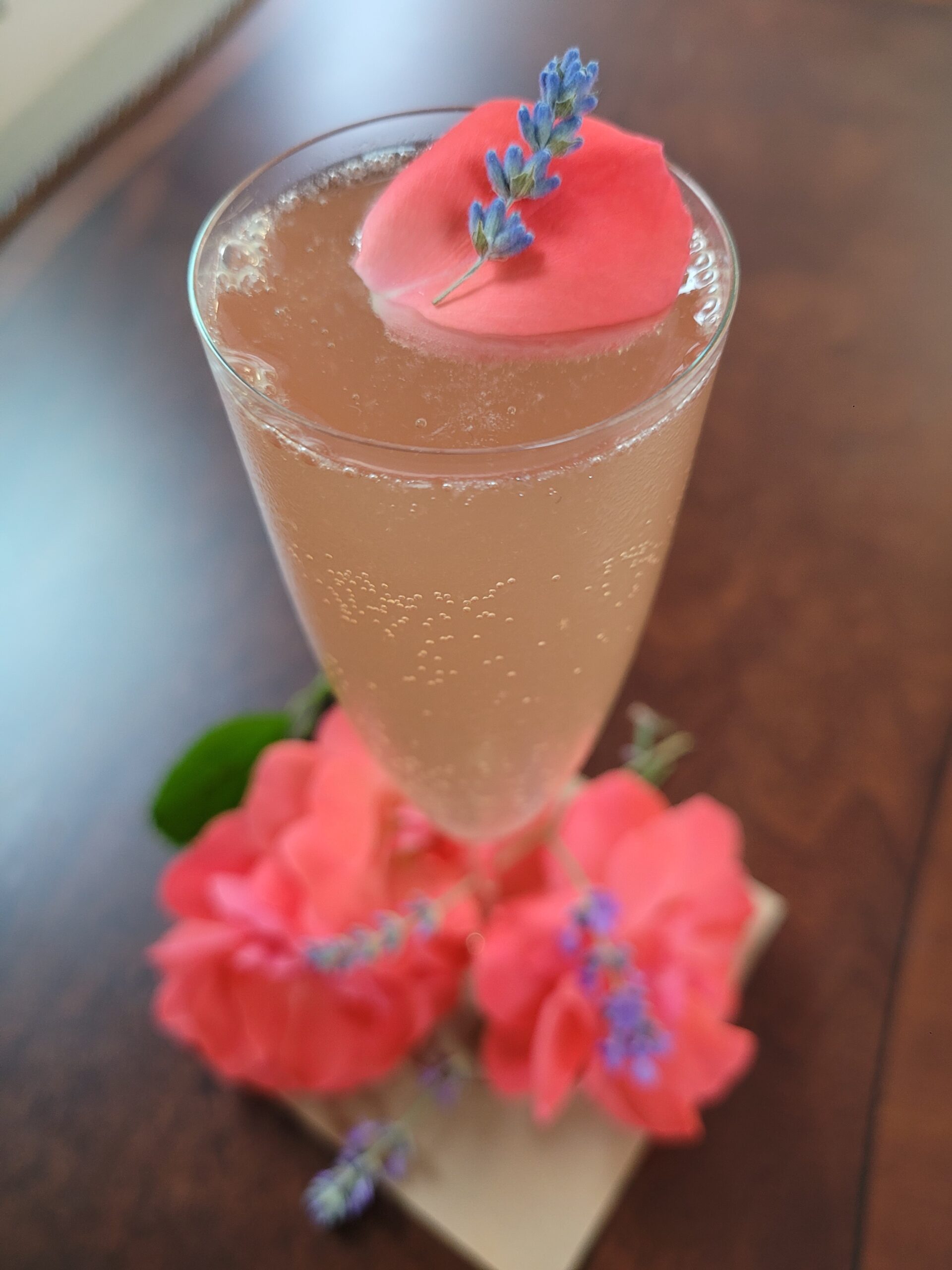 Lady Jane | Cucumber, Lavender, Rose | Wild Moon | Hartford Flavor
